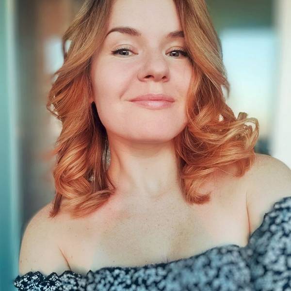 Anna Karpova: Герой