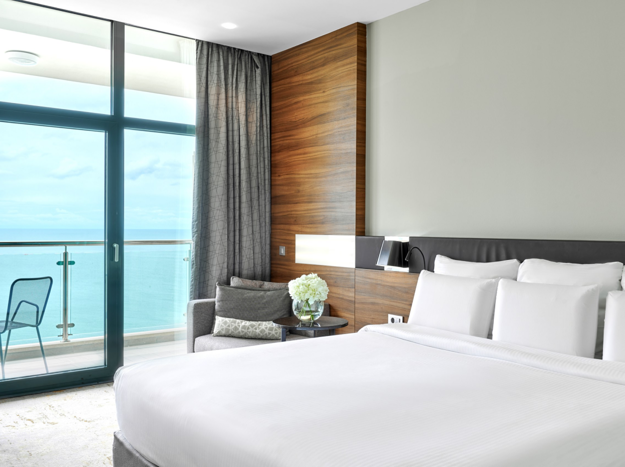 6 семейных отелей в Сочи: цены на отдых с детьми в 2025 году